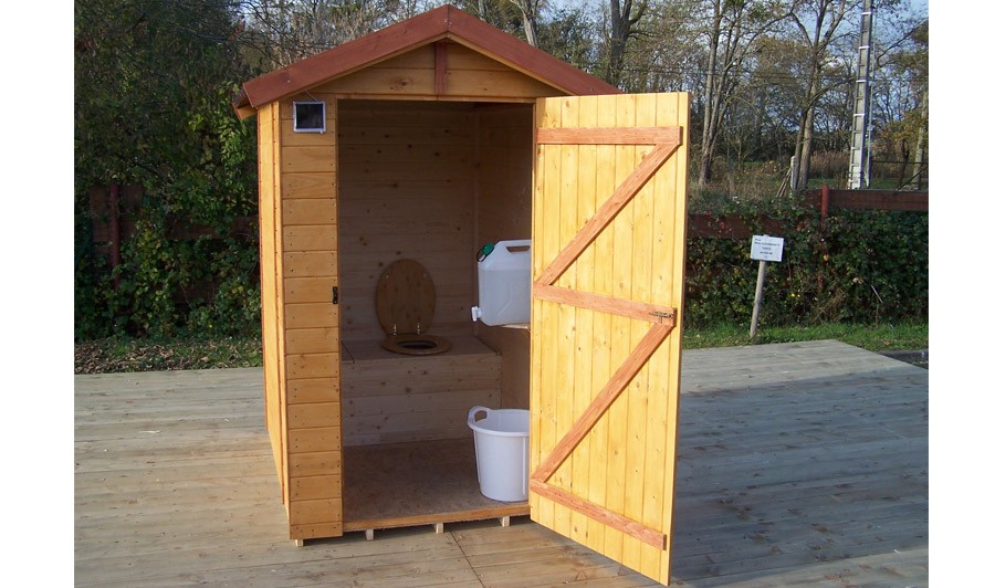 Cabane toilette sèche en bois Terry - House and Garden
